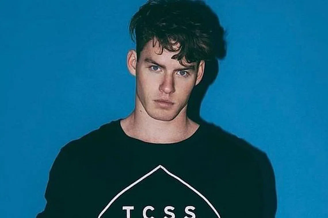 Hillary Clinton's Hot Nephew Tyler Clinton Is Officially A Model ...