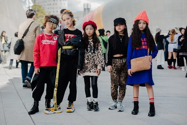 The Coolest Kids' Street Style Looks From Seoul Fashion Week SS19 ...