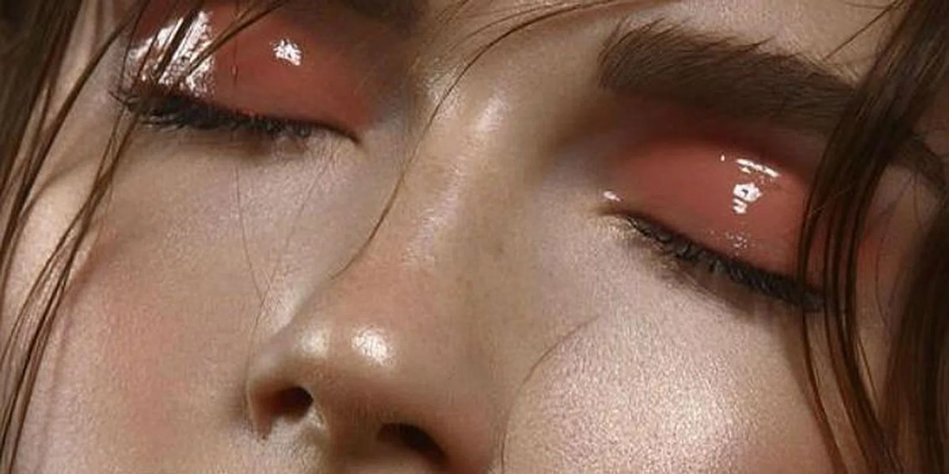 How To Wear The Glossy Eyeshadow Trend | Harper's Bazaar Singapore