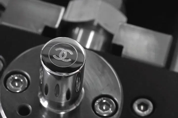 31 Le Rouge: A Testament To Chanel's Timeless Elegance and Innovation ...