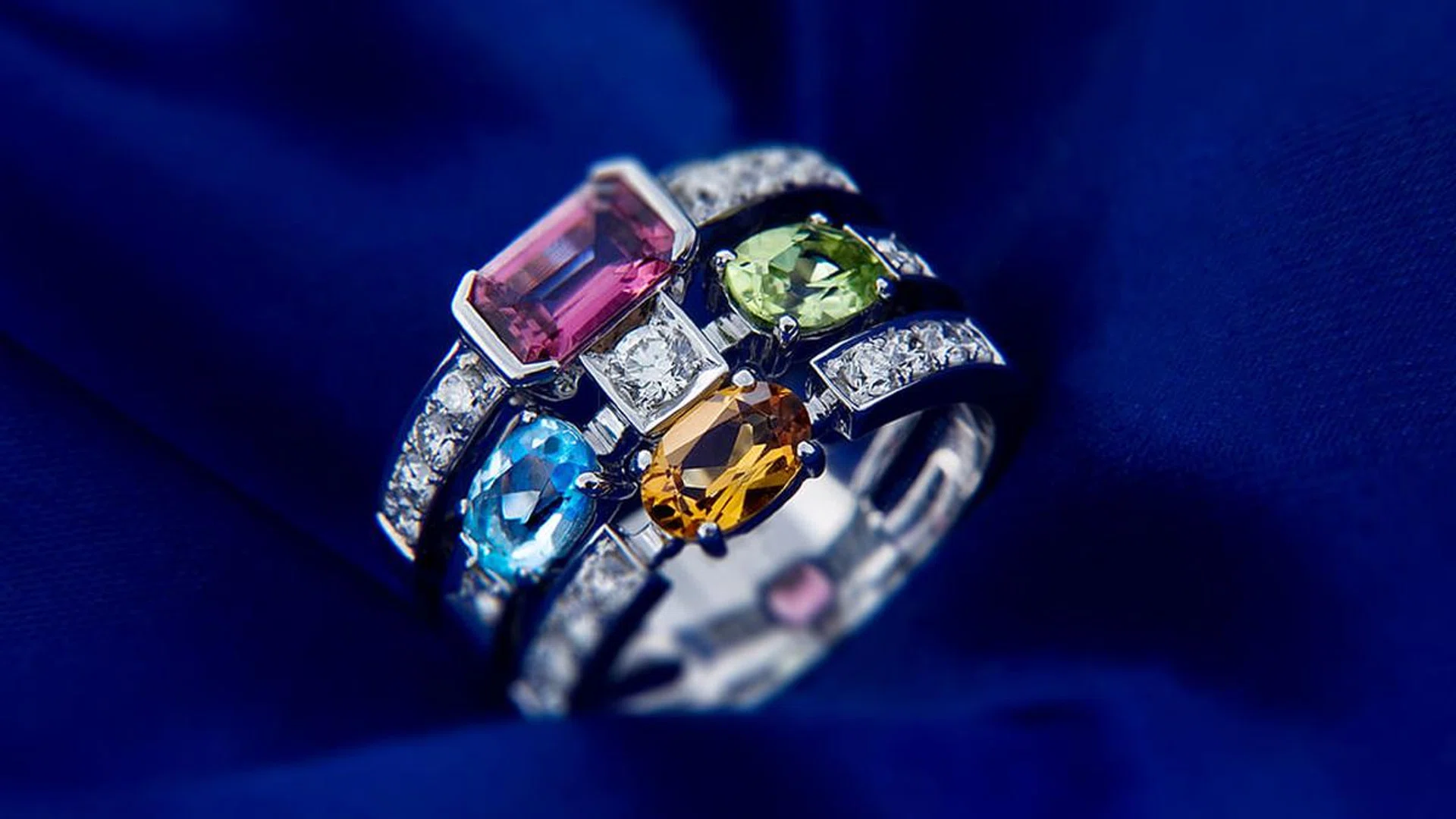 8 Bespoke Jewellery Brands In Singapore For Custom Designs | Harper's ...