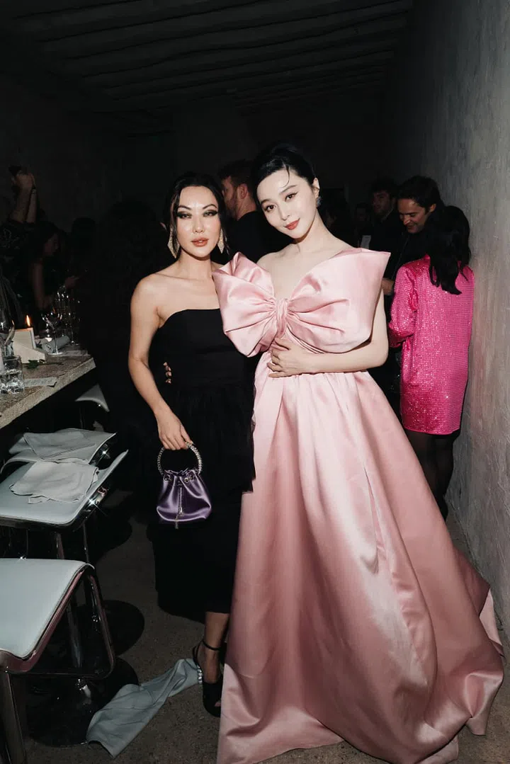 Fan Bing Bing Makes A Rare Appearance At The LuisaViaRoma x Yun Yun Sun ...