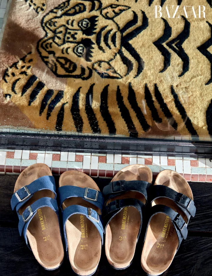 Inside Architectural Designer Ian Chee’s Artful Apartment | Harper's ...