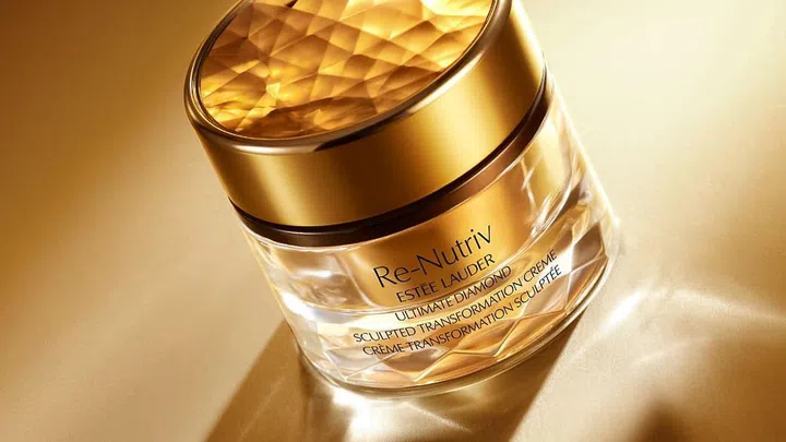 Estée Lauder Unlocks The Secrets of Visible Age Reversal With The Re ...