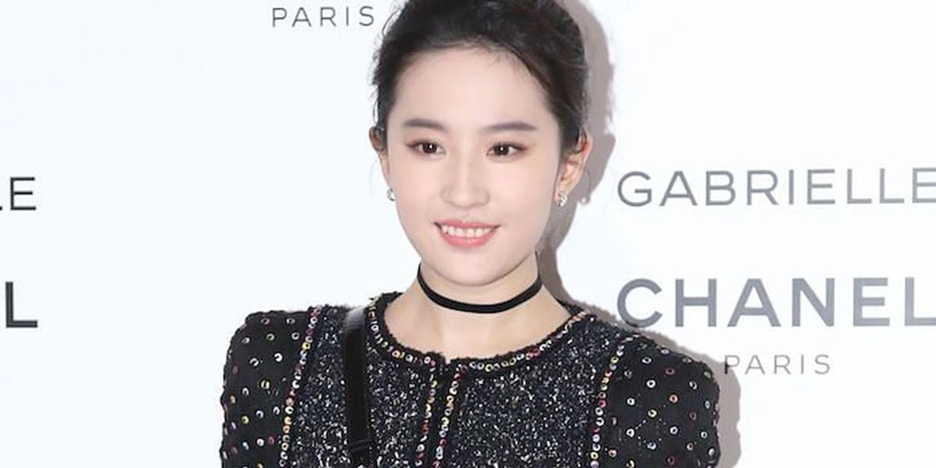 Crystal Liu Has Been Cast As The Lead Of Disney's Live-Action Mulan | Harper's Bazaar Singapore