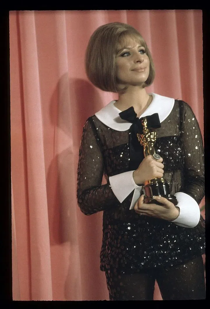 The 21 Moments That Defined The Oscars | Harper's Bazaar Singapore