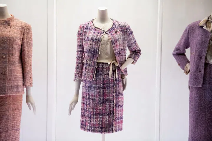 Inside The V&A's 'Gabrielle Chanel. Fashion Manifesto' Exhibition ...